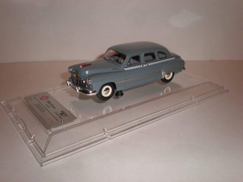 Russian Limousine GAZ-12 "ZIM" TAXI 1954 DIP Models - PB Scale Models